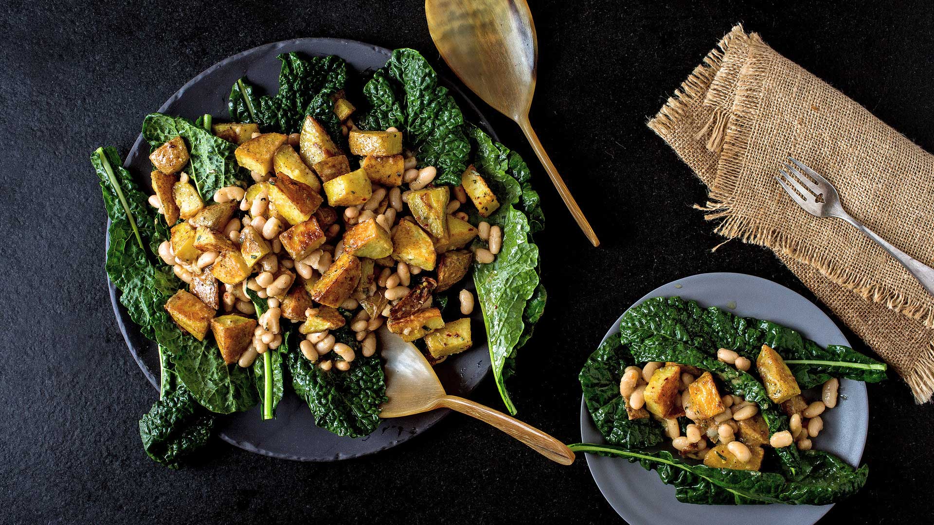 Home - The Lounge, Paradise Point